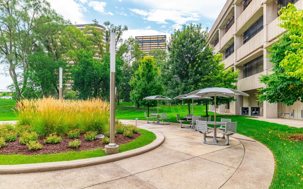 For Sale: 20500 Civic Center Dr (Detroit MSA) - Keen-Summit Capital ...