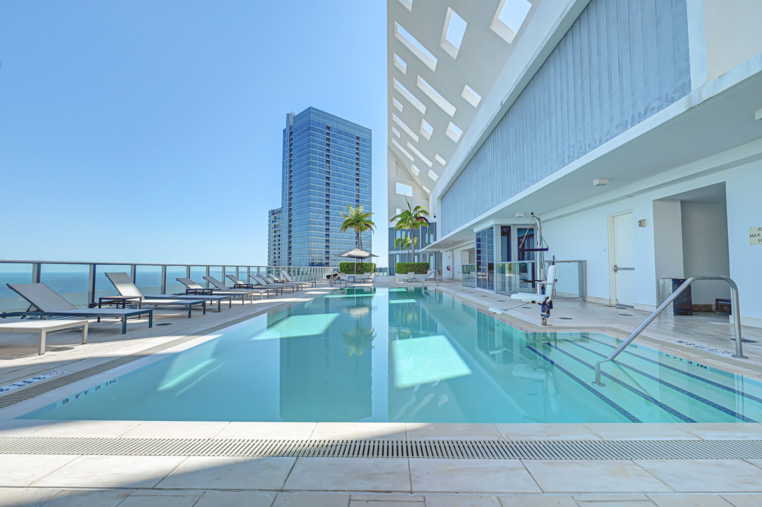 Pending Sale: Brickell House Rooftop Condo (Miami, FL) - Keen-Summit ...